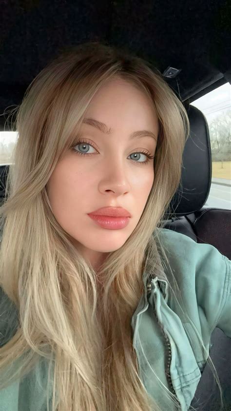 🌷 ‎ ‎ ‎ ‎ ‎ Daisy Keech ๑ In 2025 Photo Emma Watson Blonde Hair Styles