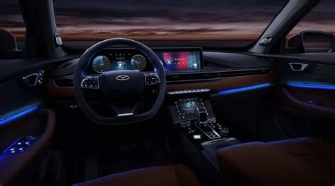 مقایسه فونیکس تیگو 8 پرو با چانگان Cs95 اتو حیدری