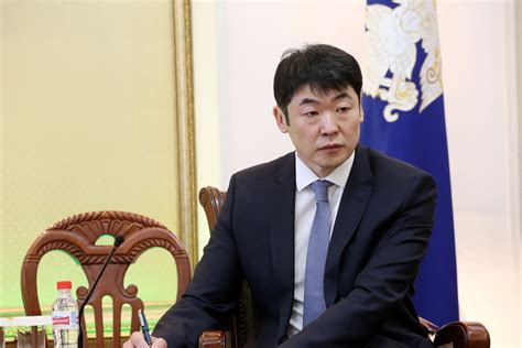 М Баяраа Нохойг буудаж устгах нь зохисгүй учир унтуулах аргаар тоог нь