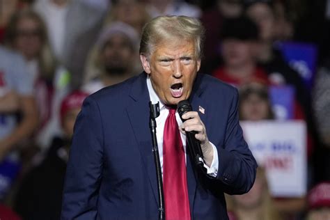 Maga Must Be So Proud Trump Appears To Perform Sex Act On Mic Stand