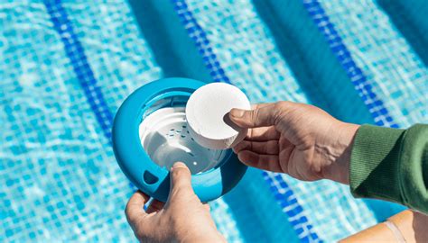 Pool Shock Vs Liquid Chlorine Best Pool Care Guide System Pools
