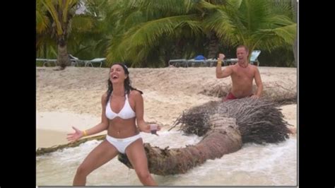 40 Embarrassing Beach Moments You Will Never Forget Youtube
