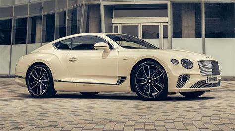 One Off Bentley Continental Gt Azure Debuts As Tribute To 1953 R Type