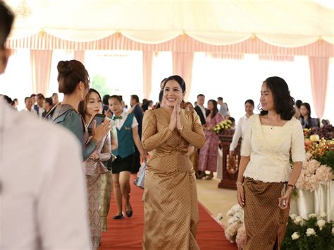 លោក កើត រិទ្ធ