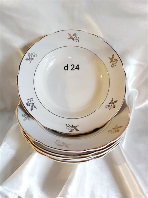 Тарелка винтажная фарфоровая коллекционная винтаж — цена 200 грн в каталоге Тарелки Купить