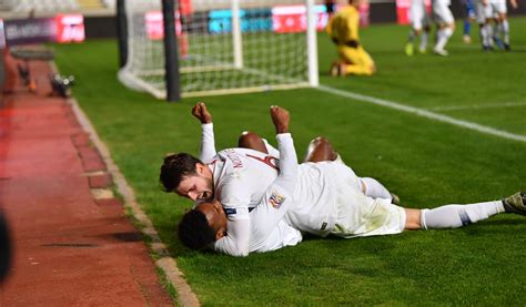 Dry Humping After Scoring A Goal R Suddenlygay