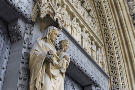 картинки памятник статуя Религия фасад кафедральный собор Место поклонения Скульптура