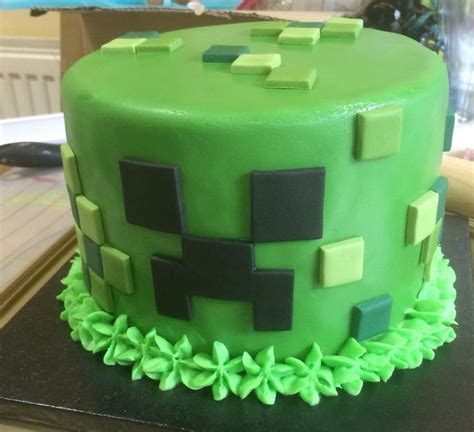 ТОРТЫ БЕНТО КАПКЕЙКИ НИЖНИЙ НОВГОРОД On Instagram Банан в карамели 1 кг🍌 в 2025 г Торт на