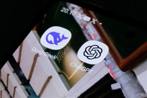 Openai正在调查deepseek是否使用其模型来训练新聊天机器人