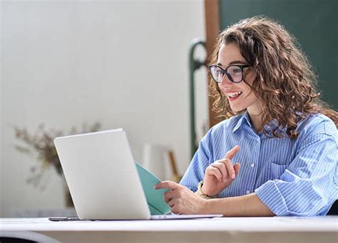 Hybrid Learning For Higher Education Pros And Cons