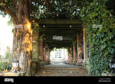 Chewton Glen Hi Res Stock Photography And Images Alamy