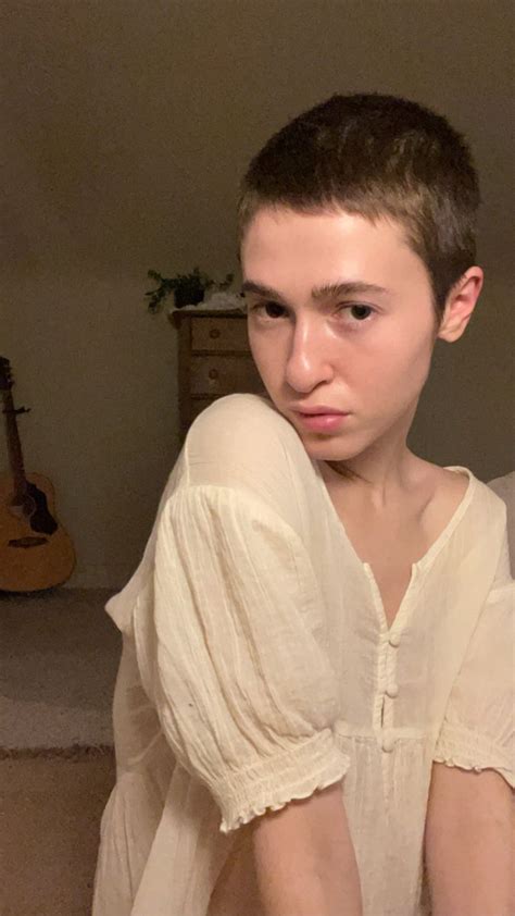 Buzz Cut Women Shaving Your Head Super Short Hair Boring Hair Shaved Head Pixie Cut And