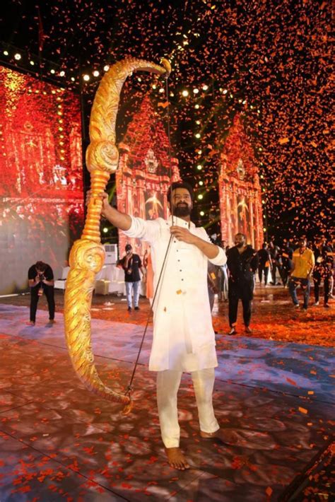 Adipurush Pre Release Event Prabhas Kriti Sanon And Others Graced