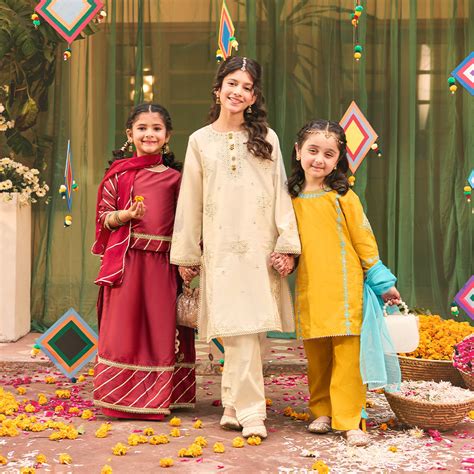 Girls Festive Collection Bachaa Party