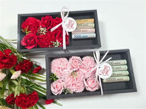 카네이션 비누꽃 용돈박스 M 아이디어스