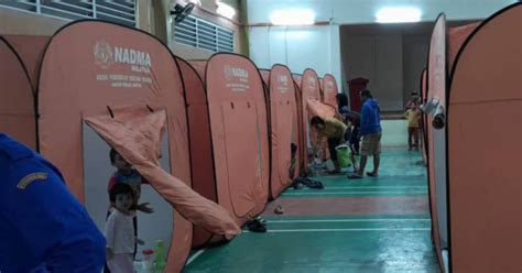 Number Of Flood Victims In Three States Remains Sarawak Latest To Be Hit By Flood New Straits