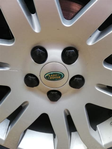 Колпачки гаек — Land Rover Freelander 2 (L359), 3,2 л, 2007 года ...