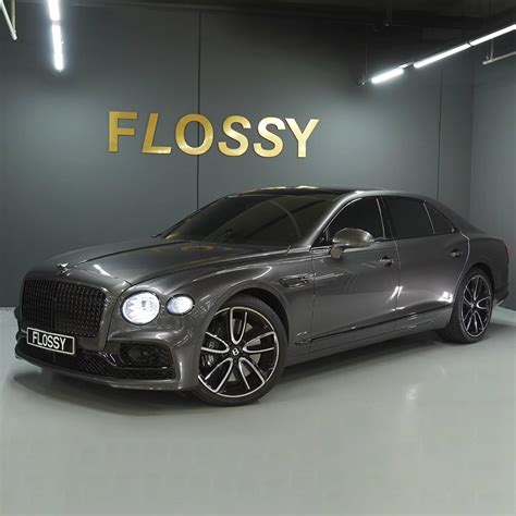 벤틀리 플라잉스퍼 12기통 60 판매합니다 2022년 2월식 10900km 무사고 전체 Ppf 22인치 뮬리너 휠 교체 도이치파이낸셜 금융리스 신차가 55억 판매가
