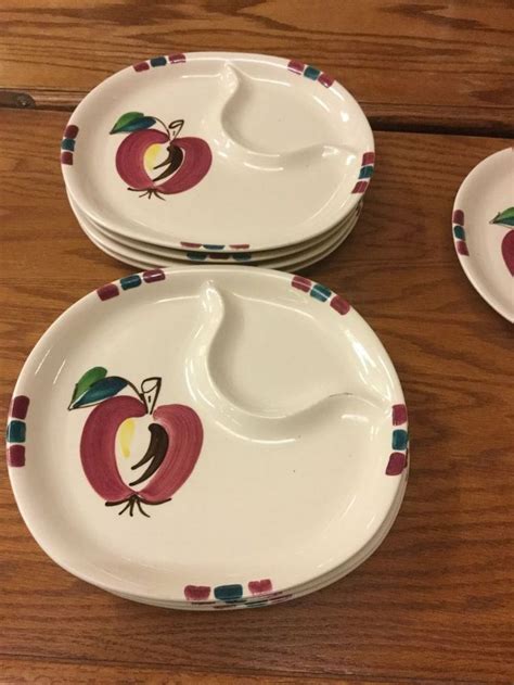 Purinton 1940s Pottery Slip Ware Open Apple Pattern Plates Purinton