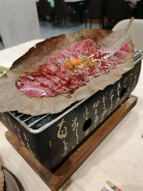 เนื้อวากิวย่างบนใบโฮบะ ร้าน Papper International Buffet Wongnai