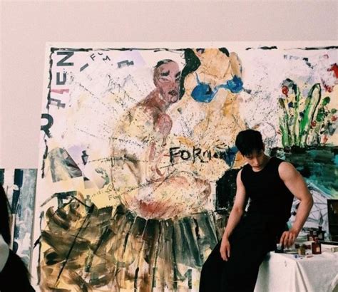 강철부대 육준서 우람한 팔근육으로 그림을…반전 감성美[스타in★] 네이트 연예