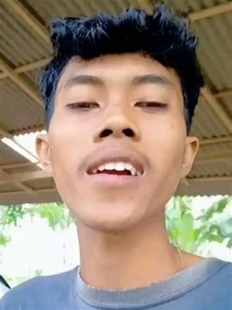 Mang Pesek Oom Van Hollands 🇳🇱