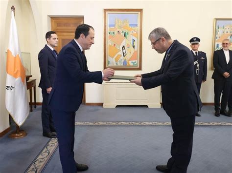 Ο Πρόεδρος της Δημοκρατίας δέχθηκε τα διαπιστευτήρια του νέου Πρέσβη του Ιράν Gov Cy