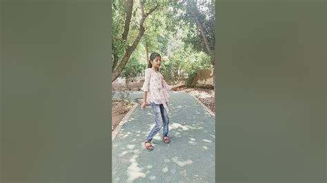तुझे चांद के बहाने देखूshortsdancetrendingviralvideo Youtube