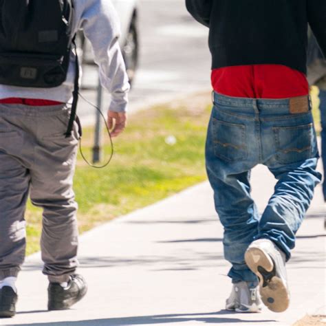 Sagging Skinny Jeans