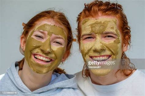 Redhead Facials Photos And Premium High Res Pictures Getty Images