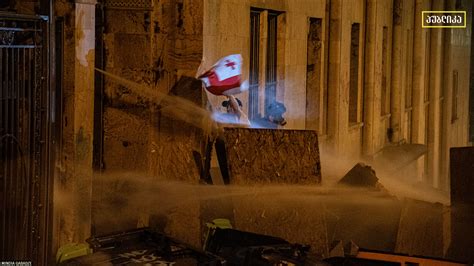 საია შს მინისტრის ბრძანება კრძალავს ცრემლმდენი გაზისა და წყლის ჭავლის პარალელურ გამოყენებას