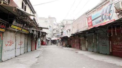 Traders On Strike Over Inflated Electricity Bills Pakistan Dunya News