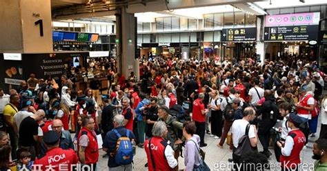 파리 올림픽 개막일 프랑스 고속철도 방화열차 지연·중단