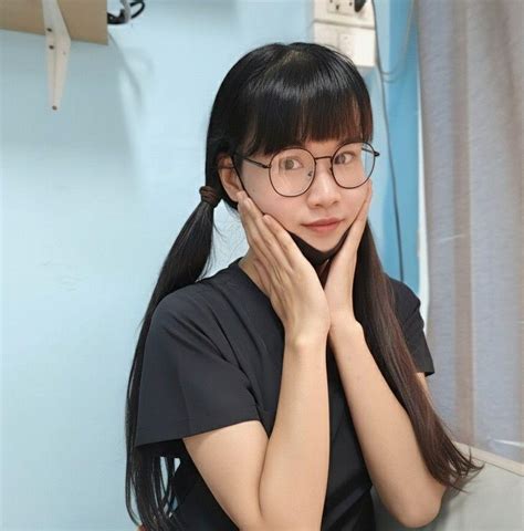 บันเทิงหน้าตุ๊ด ต้องเป็นคนแบบไหน มาเที่ยวแล้วทำแบบนี้ ครือลูกค้าสาวหน้าเวทีแล้วขออนุญาตจับ