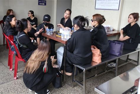 Bố Người Mẫu Phương Anh Con Gái Mất đột Ngột ở Tuổi 36 Vợ Chồng Tôi Sốc
