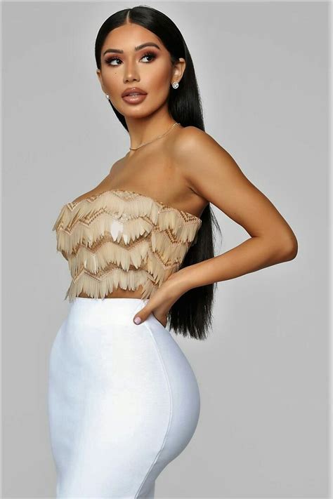 The Top 10 Different Types Of Crop Tops You Need In Your Closet