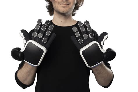 Senseglove触觉力反馈手套的全面解析用户传感器技术