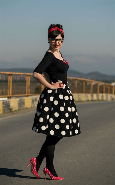 Easy Diy Halloween Costume Modern Pin Up Girl Diy Halloween