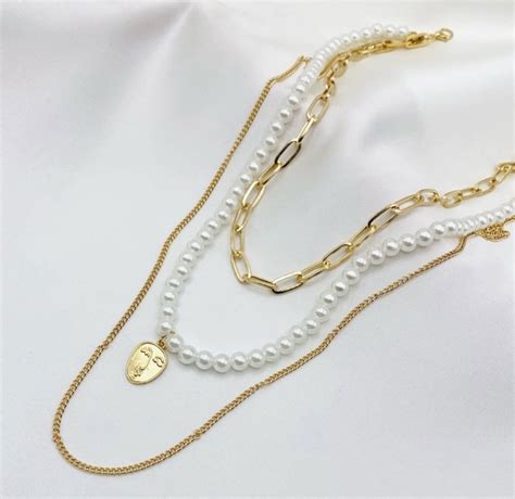 Женская многорядная цепочка с подвеской оберегом - купить с доставкой ...