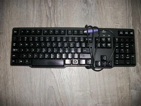Best Logitech Ps 2 Keyboard For Older Desktop Computers This Keyboard Has A Round Connecter