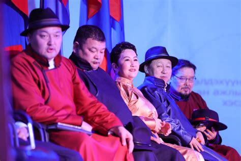 Гадаад харилцааны сайд Б Батцэцэг Баянхонгор аймагт ажиллав