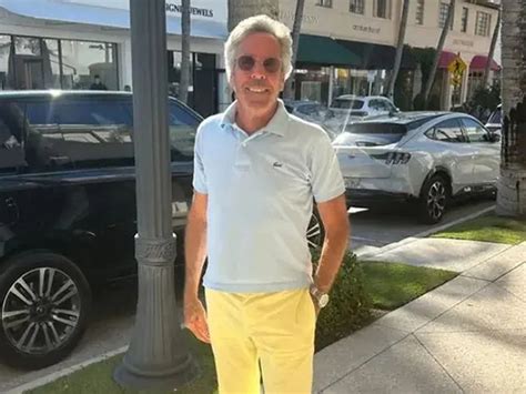 Palm Beach Pete Reassures Everyone Im Not Epstein I Promise