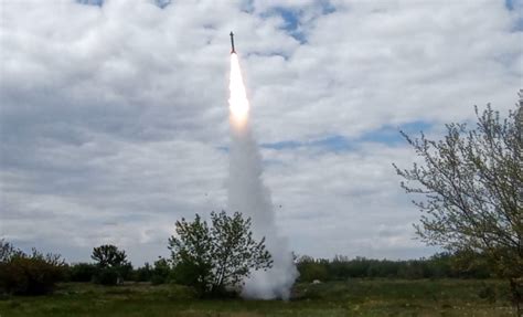 Северна Корея бързо подобрява противовъздушната си отбрана с нови ракети земя въздух