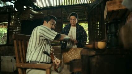 Angeli Khang Selina S Gold