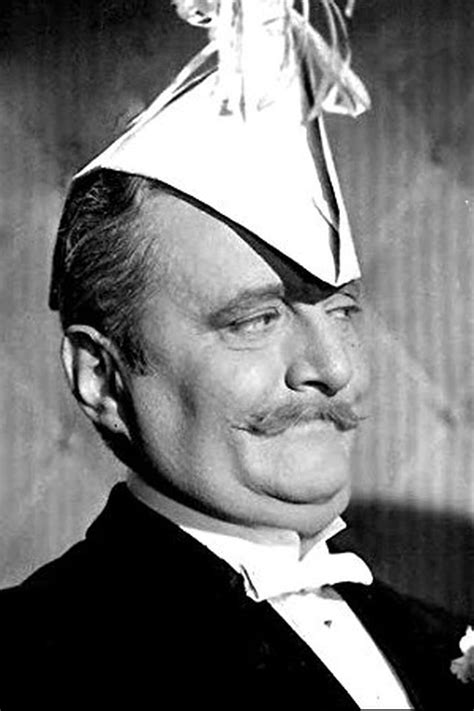 Héctor Calcaño Biografía Mejores Películas Series Imágenes Y Noticias La Vanguardia