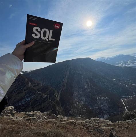 Sqlaz Sql Asan Yanaşma Yolu Kitabı Artıq Şuşada Cıdır