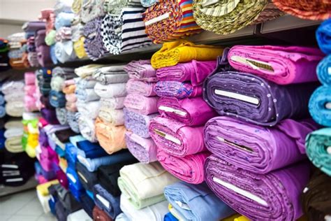 10 Places Where You Can Find Cheap Or Discounted Fabric For Sewing