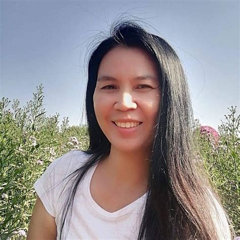 องุ่นกระถางชลบุรี สาระ มีลูกค้าถามมาหลายคน เลยเอามาแชร์เลยดีกว่า คำถาม กิ่งแขนงที่ออกมาแขนง