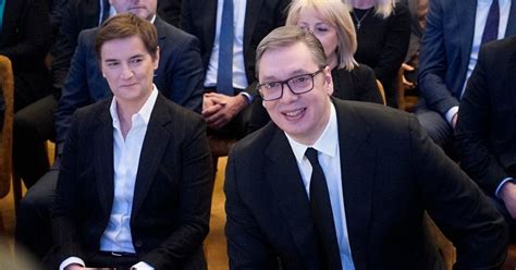 Ni Majda Burić Ne Laska Plenkoviću Kao što Se Brnabić Divi Vučiću Telegramhr