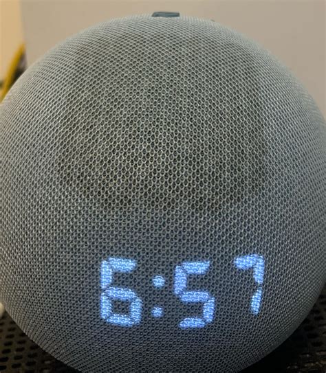 Anyone Elses Echo Gen 4 Look Like This Weird Pattern Above Clock